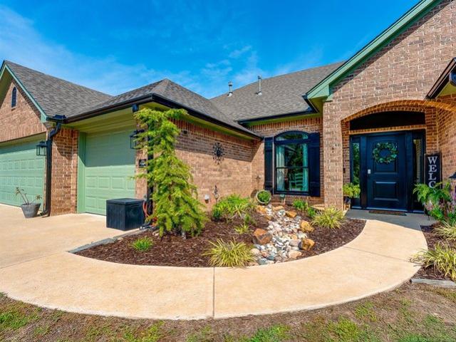 21690 County Road 1600, Stonewall, OK 74871