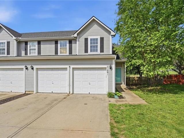 21691 S Main St, Spring Hill, KS 66083