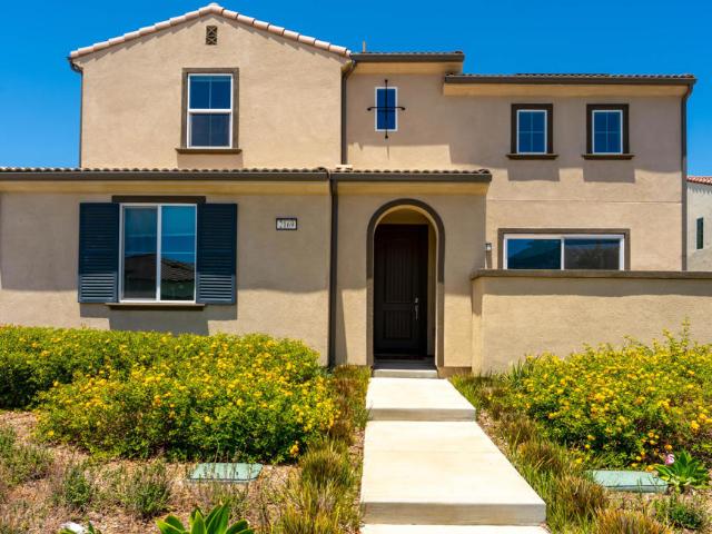 2169 Pomegranate Street