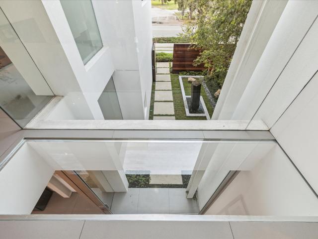 2169 University Blvd, Houston, TX 77030 | MLS #24563