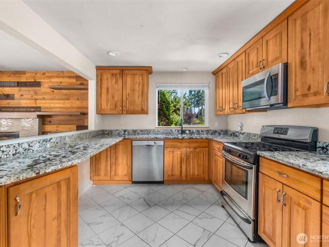21603 th Street Ct E