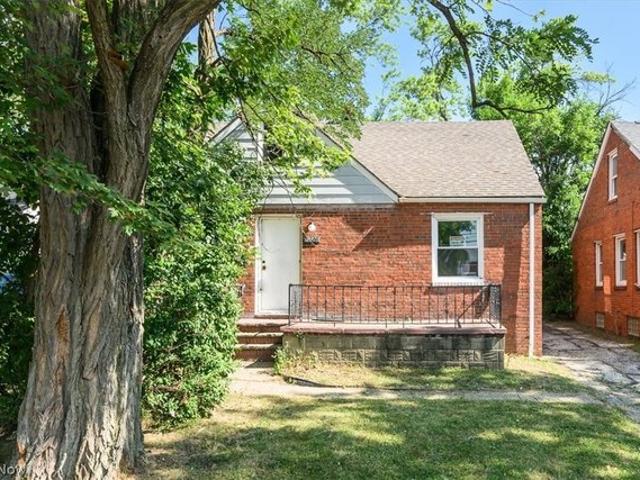 21603 Libby Rd, Maple Heights, OH 44137
