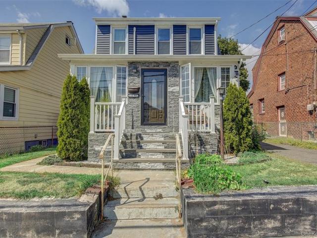 21607 th Ave, Queens Village, NY 11429