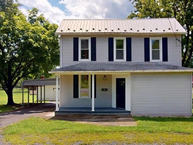 21604 McCoole Dr SW, Westernport, MD 21562