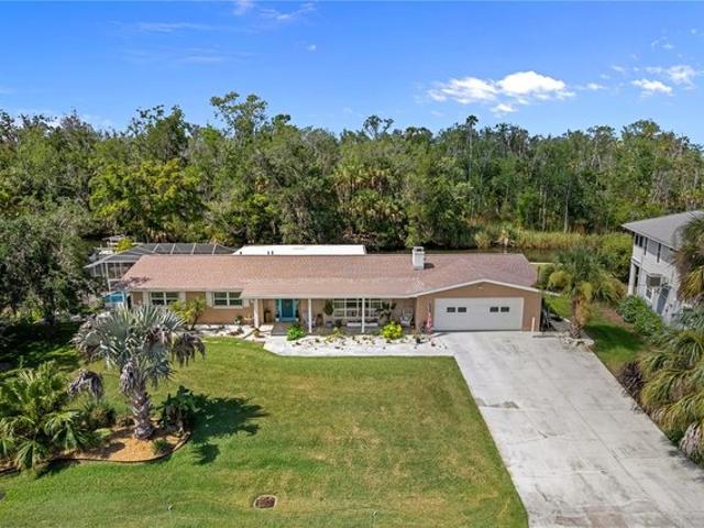 2160 N Watersedge Dr, Crystal River, FL 34429