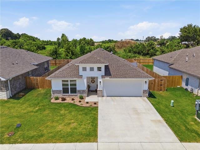 2160 Bluebonnet Lane