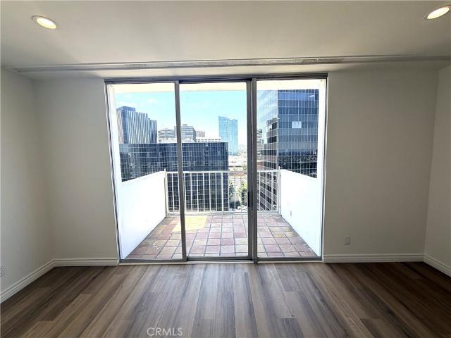 2160 Century Park East 1101