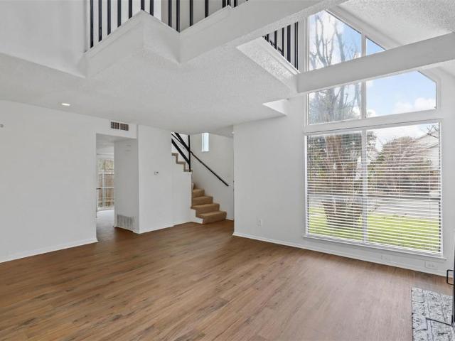 2160 Fleur De Lis Court