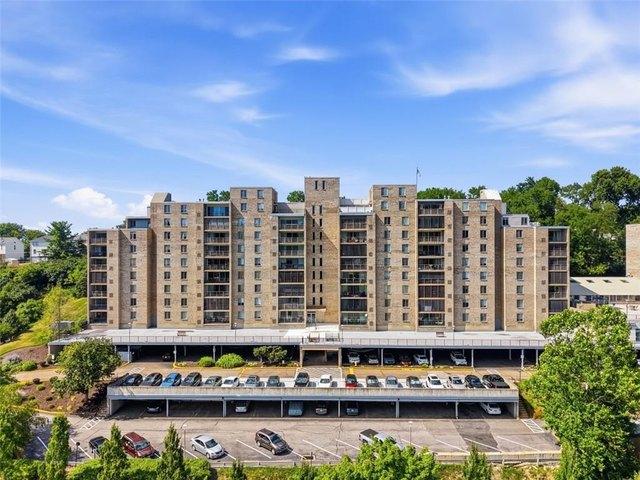 2160 Greentree Rd Unit 105W, Pittsburgh, PA 15220