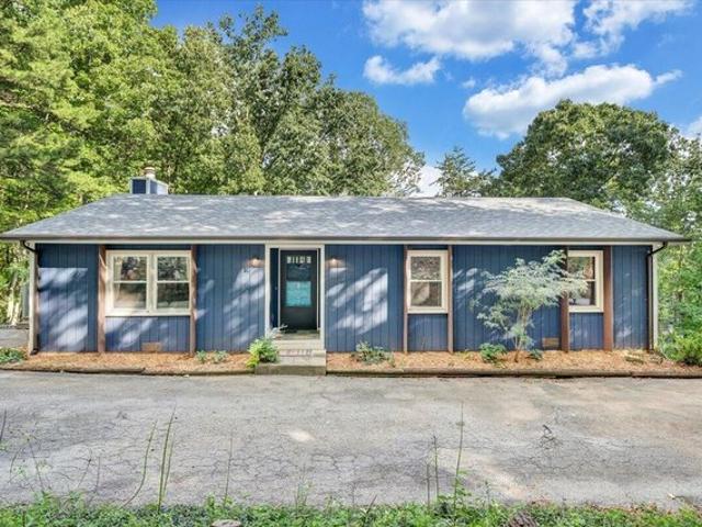 2160 Labellevue Dr, Roanoke, VA 24012