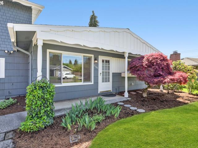 2160 se cedar park ct
