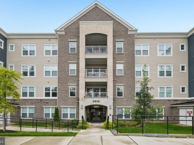 21610 Hawksbill High Cir Unit 102, Sterling, VA 20164