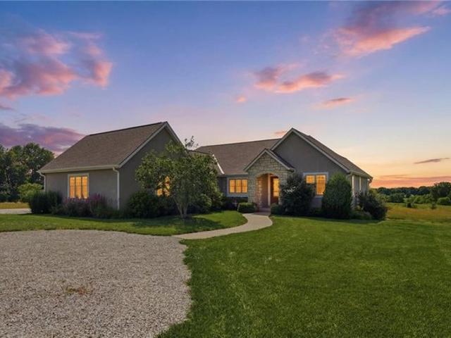 21618 S State Route 291 Hwy, Harrisonville, MO 64701