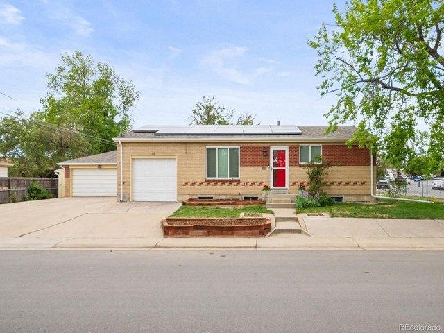 2161 Meadowbrook Dr, Denver, CO 80221
