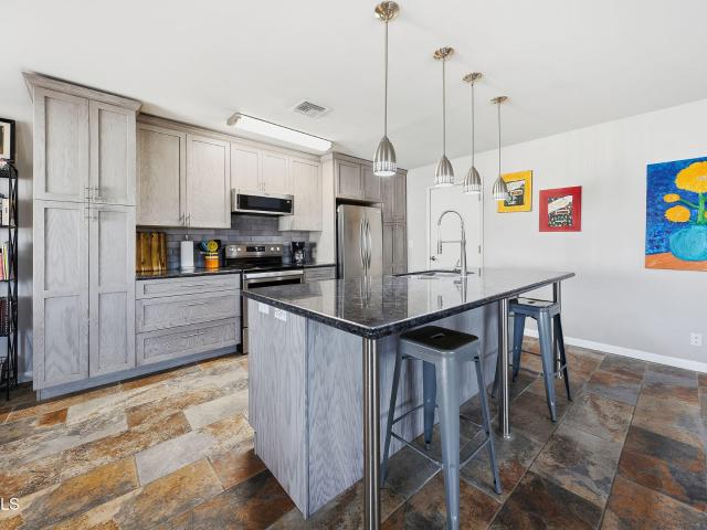 2161 n middlecoff drive