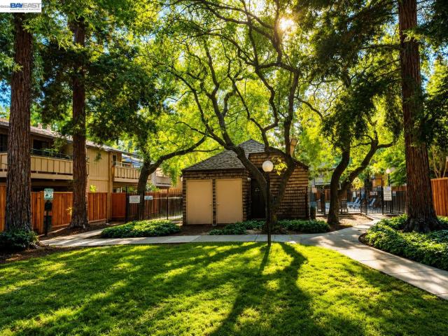 2161 Northwood Cir D