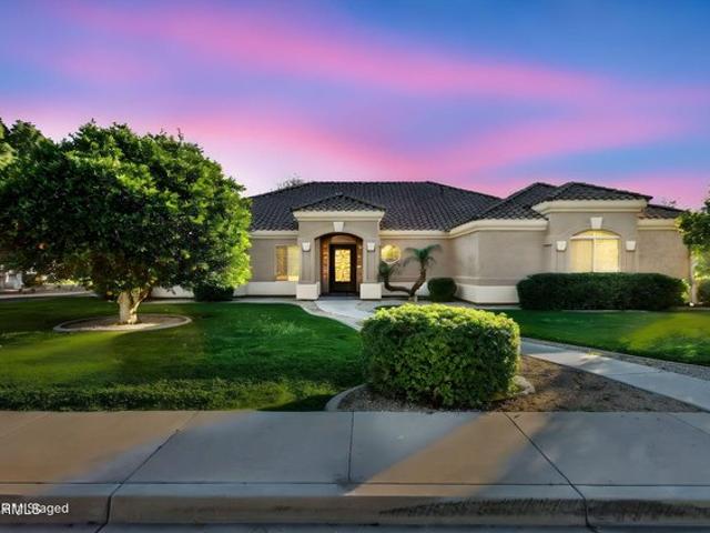 2161 E Menlo Cir, Mesa, AZ 85213