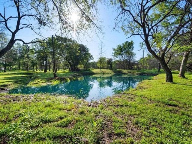 2161 SW County Road 0025, Corsicana, TX 75110