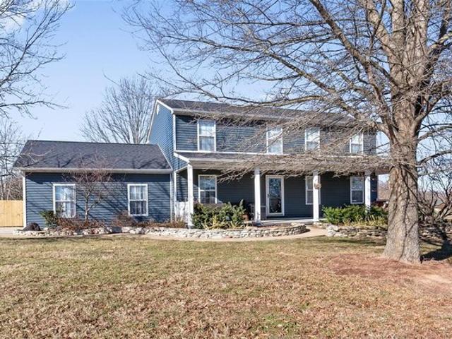 2161 Young Rd, Pacific, MO 63069