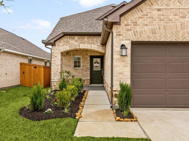 21622 Wave Hollow Drive