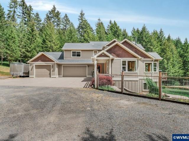 21626 Glaze Rd, Veneta, OR 97487