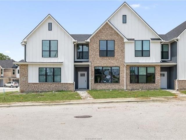 2162 Big River St, College Station, TX 77840