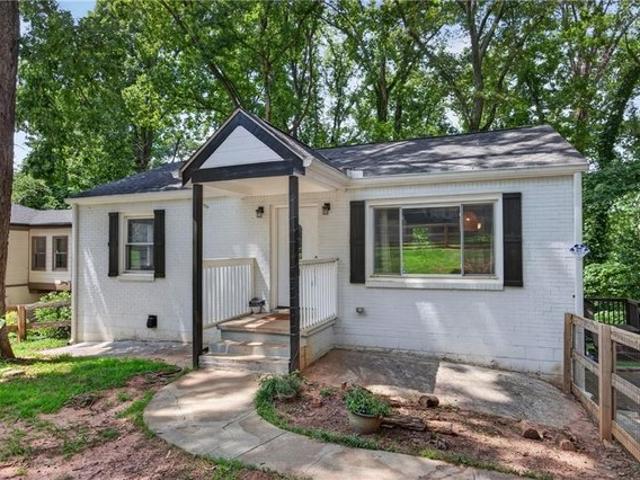 2162 Doris Dr, Decatur, GA 30034