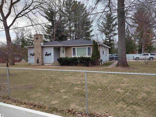 2162 Greenwood Rd, Prescott, MI 48756