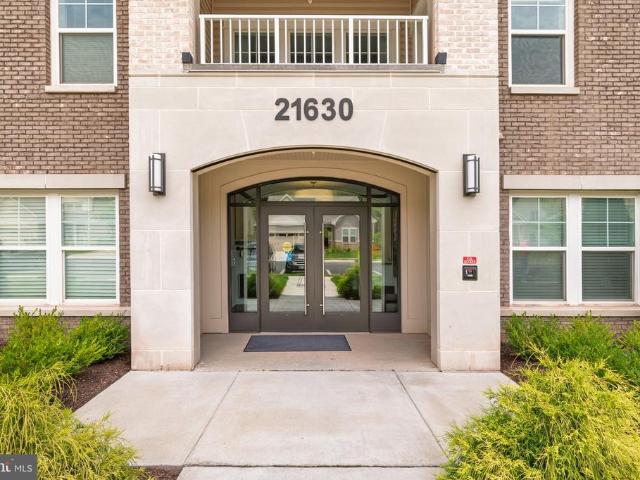 21630 Hawksbill High Circle # 405