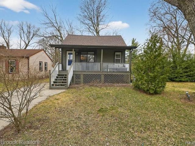 21631 Tulane Ave, Farmington Hills, MI 48336