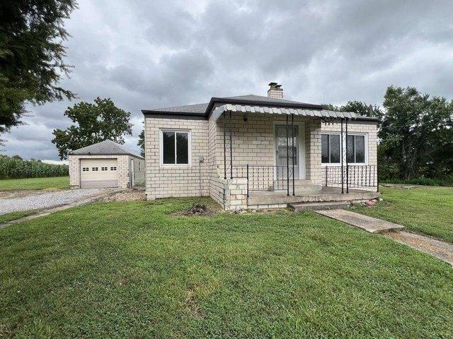 21636 N US Highway 51, Centralia, IL 62801