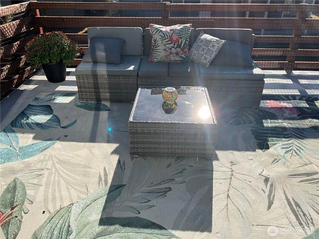 2163 N 176th