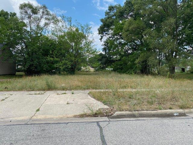 2163 Continental St, Muskegon, MI 49444