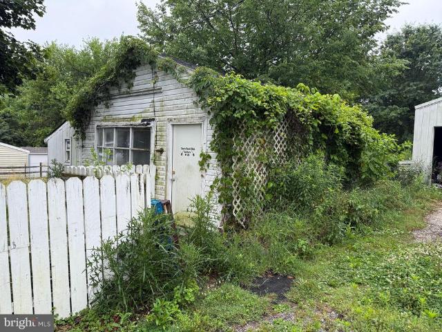 2163 E Berlin Road