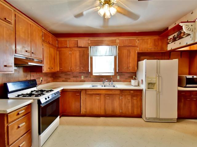 216 3rd Street N
