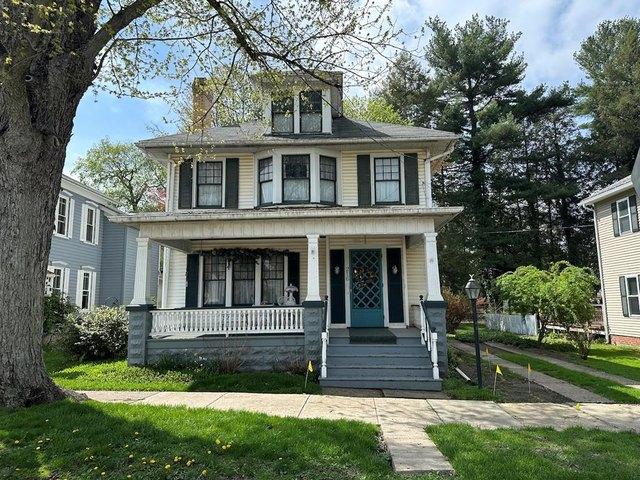 216 14th St, Franklin, PA 16323