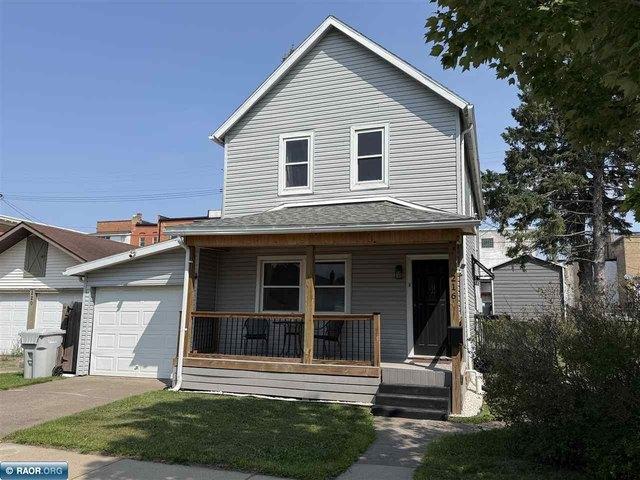 216 1st St SW, Chisholm, MN 55719