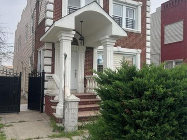 216 25 th Rd, Springfield Gardens, NY 11413
