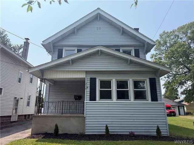 216 79th St, Niagara Falls, NY 14304