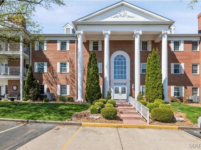 216 Country Club Vw, Edwardsville, IL 62025