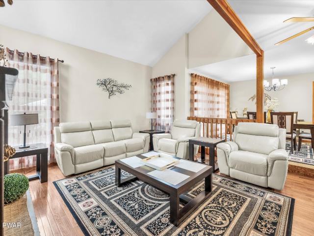 216 Canoebrook