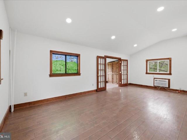 216 Cedar River Lane