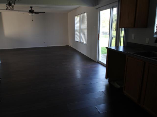 216 Creekside Drive