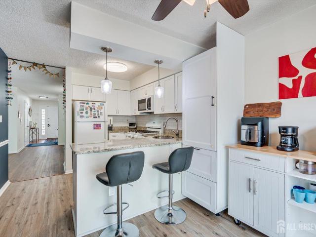 216 Amethyst Way 313
