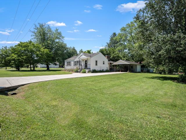 216 anderson drive