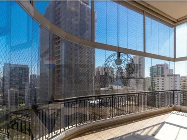216 Área Útil Apartamento Alugar, 3 Dormitórios localizado em Rua Gabriele D'Annunzio, 1409, Campo Belo, São Paulo, São Paulo, 04619005 | Brasil