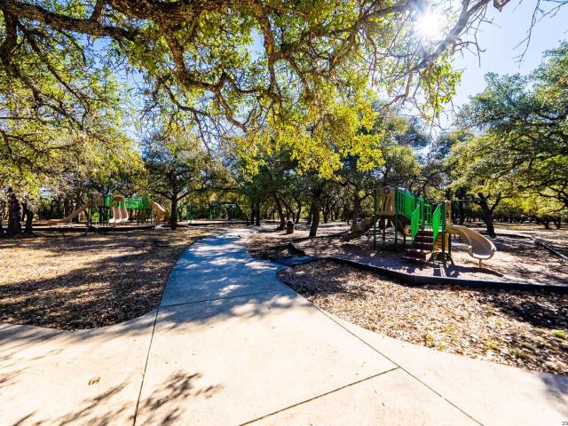 216 Aspen Dr, Boerne, TX 78006 | MLS #1941