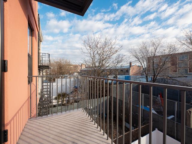 216 Boerum Street, Unit 3B | Compass