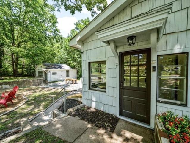 216 Basin St, Eucha, OK 74342