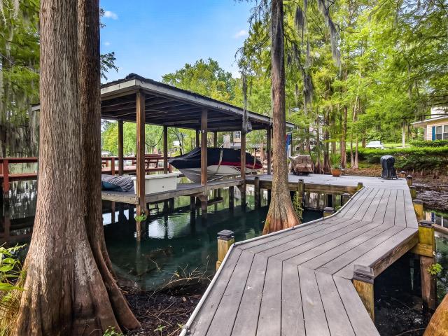216 Broad River Drive